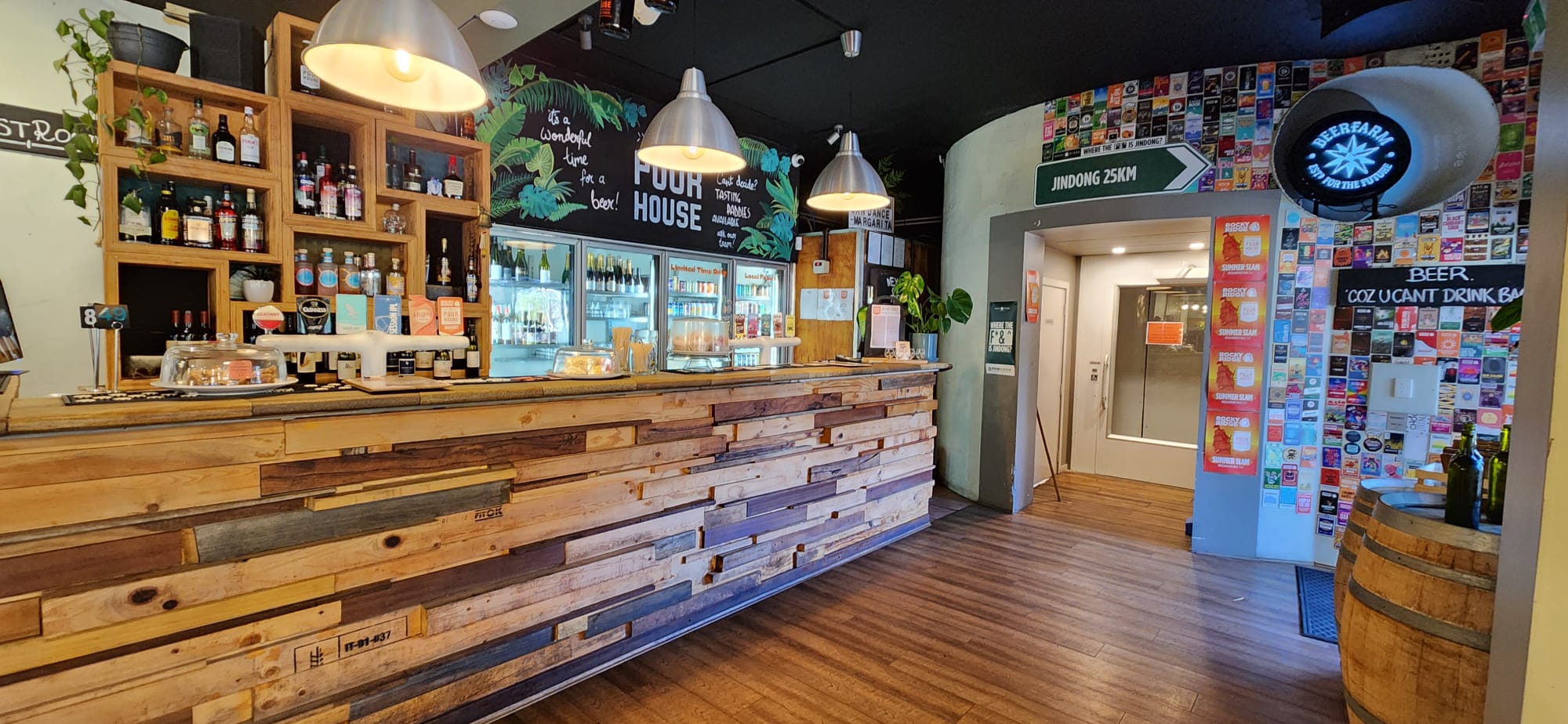 Book now – The Pour House